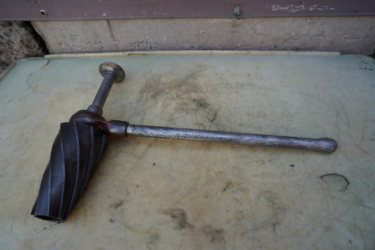 Ridgid Spiral Pipe Reamer 4 inch. 300 535 1822 Works Fine. #1 — Buys Galore