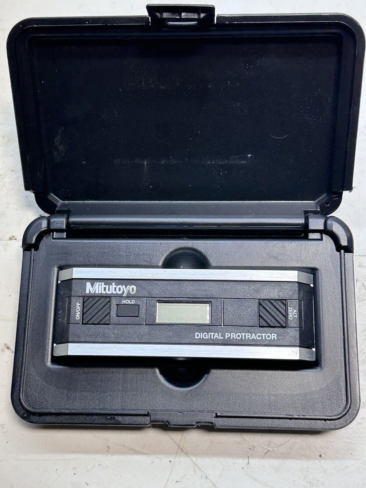 MITUTOYO PRO 3600 DIGITAL PROTRACTOR W/ Case - Free Shipping — Buys Galore