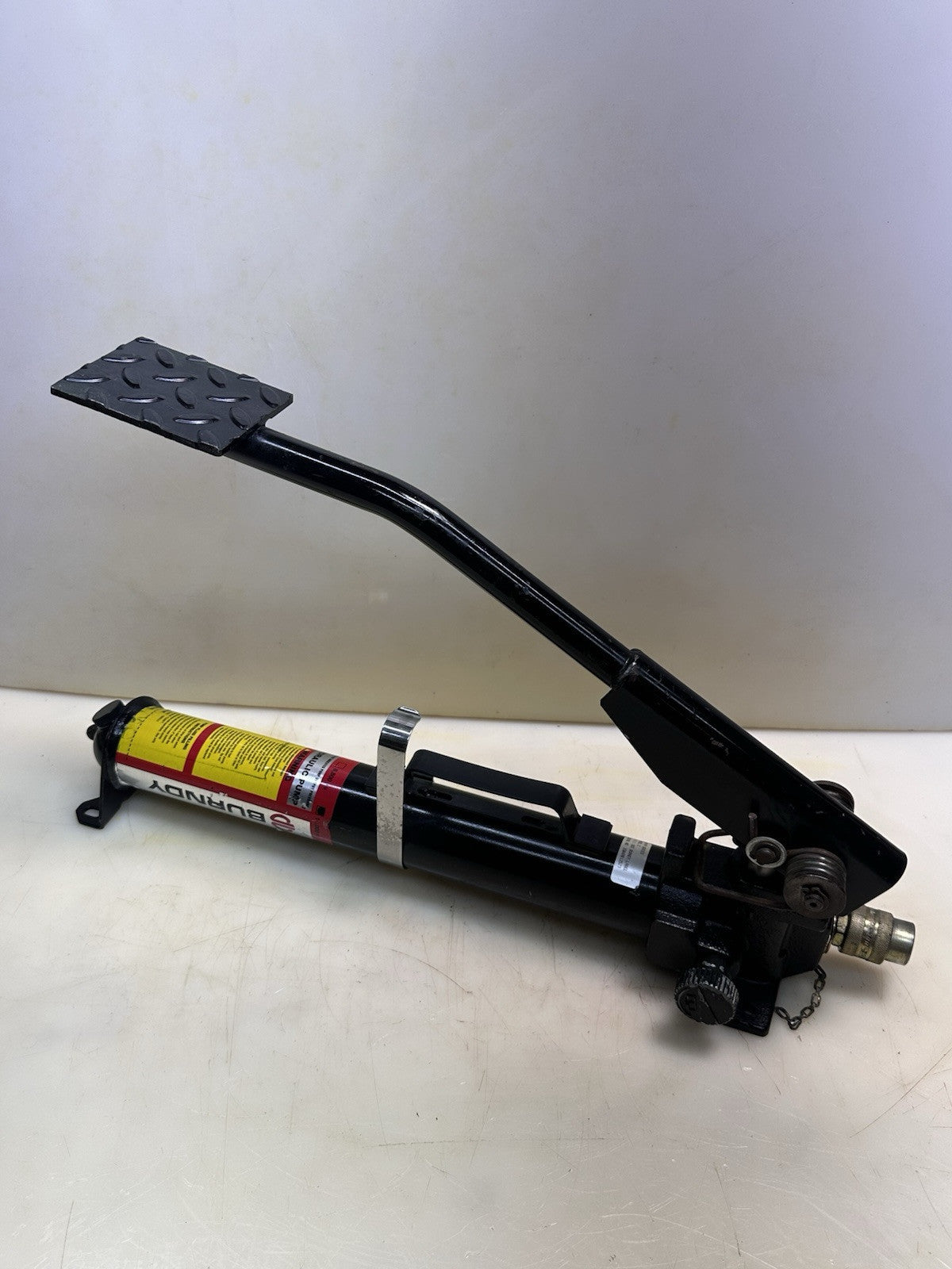 Burndy HP10 - 10000 PSI Foot Pump /Hand Pump Model C — Buys Galore