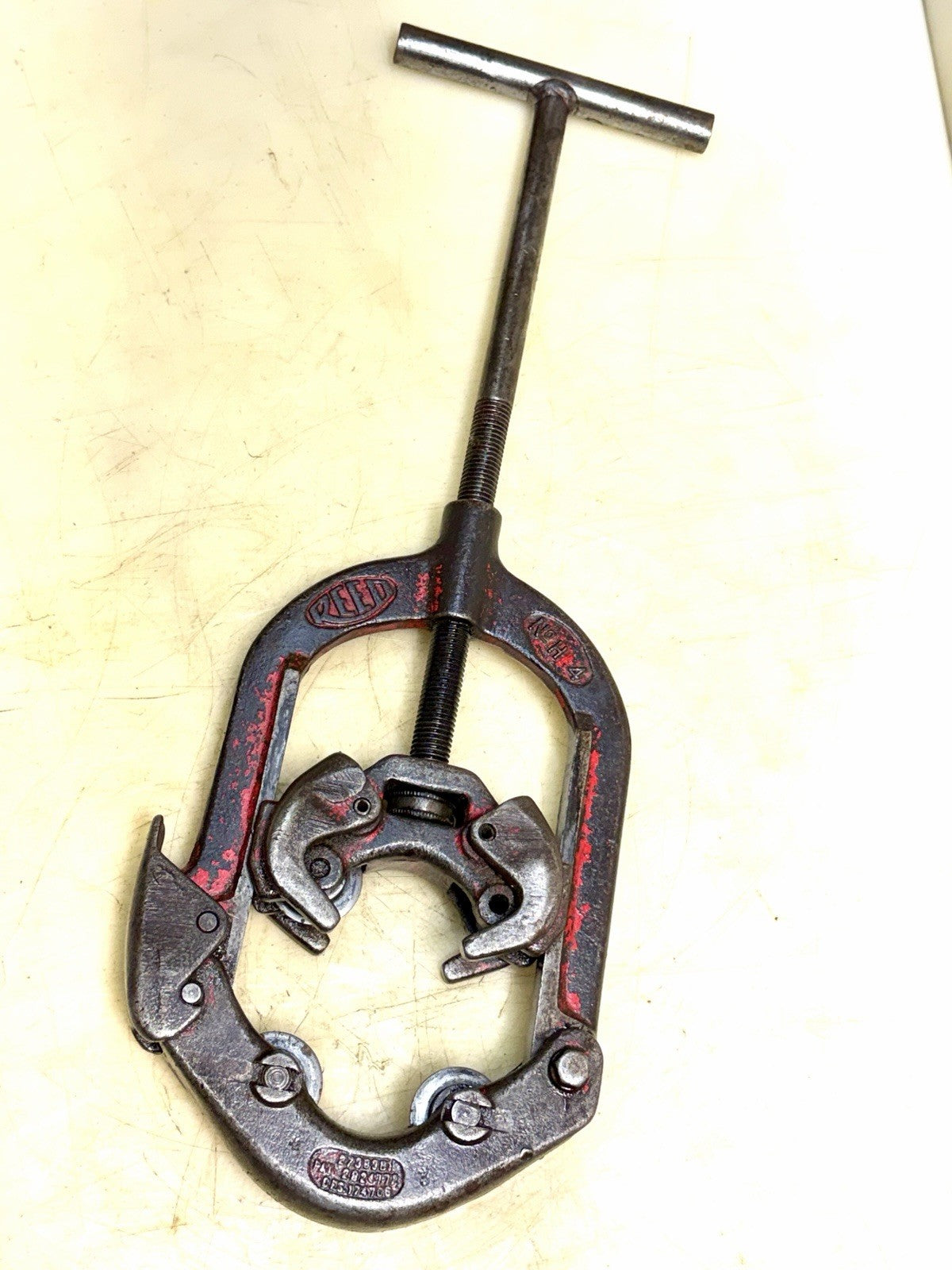 REED Tools USA H4 (03120) Hinged Pipe Cutter, 2-4” Pipe Capacity Heavy ...