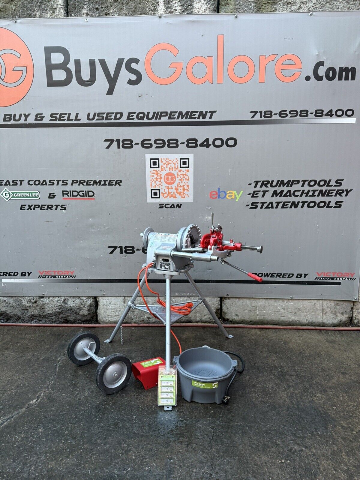 Ridgid 300 T-2 Pipe Threader Threading Machine 811Die Oiler Works Grea ...